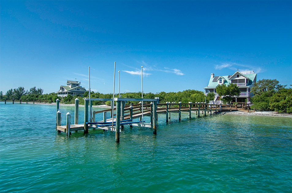 Boat Lifts | Florida Marine Construction