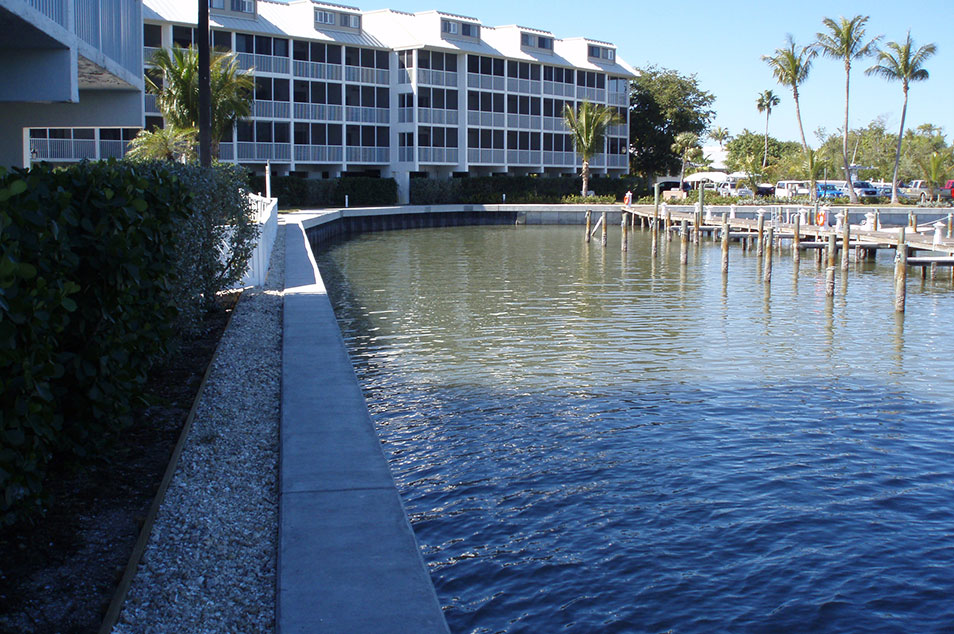 Cantilevered Steel Sheet Piling Wall, Bayside Marina. | Florida Marine ...